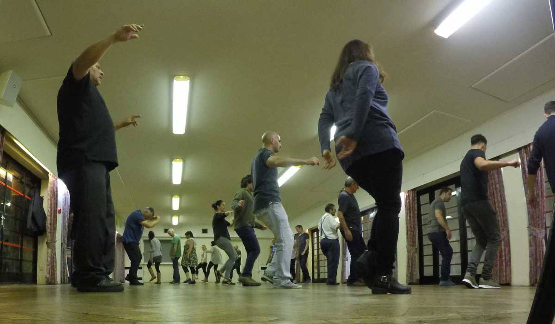 Fengari Greek Dancing classes Cockfosters - Fengari Greek Dancing